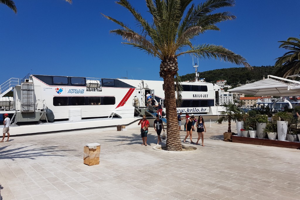 Dubrovnik - Hvar katamaran - vozni red i cijene 2024